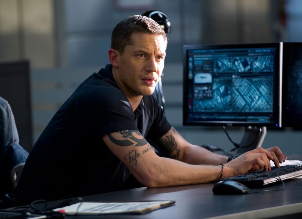 Tu vida de becario explicada con 25 gifs de Tom Hardy | The Idealist