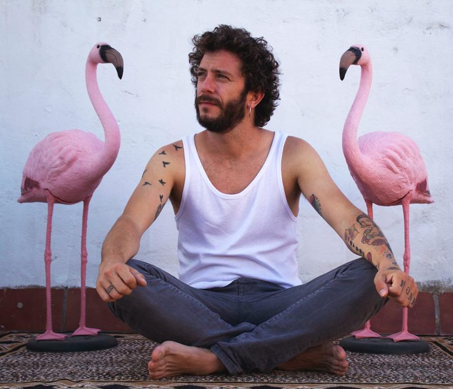 Los 7 mejores temas de Juanito Makandé | The Idealist